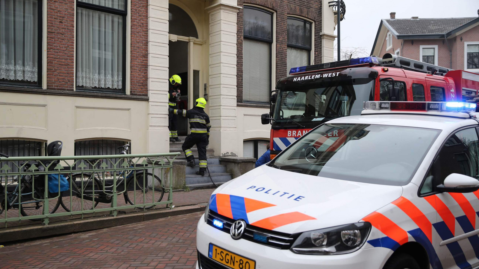 Dode bij brand in gebouw naast station Haarlem - NH Nieuws