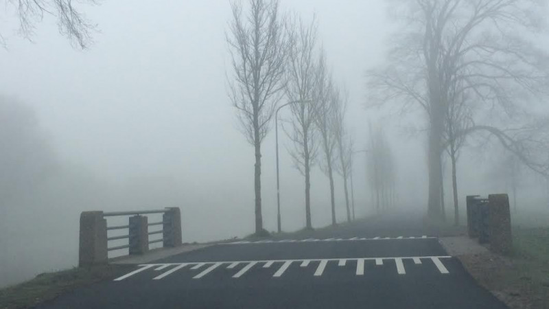 Opgepast! Dichte mist, files en spitsstroken dicht - NH Nieuws Opgepast! Dichte mist, files en spitsstroken dicht - NH Nieuws