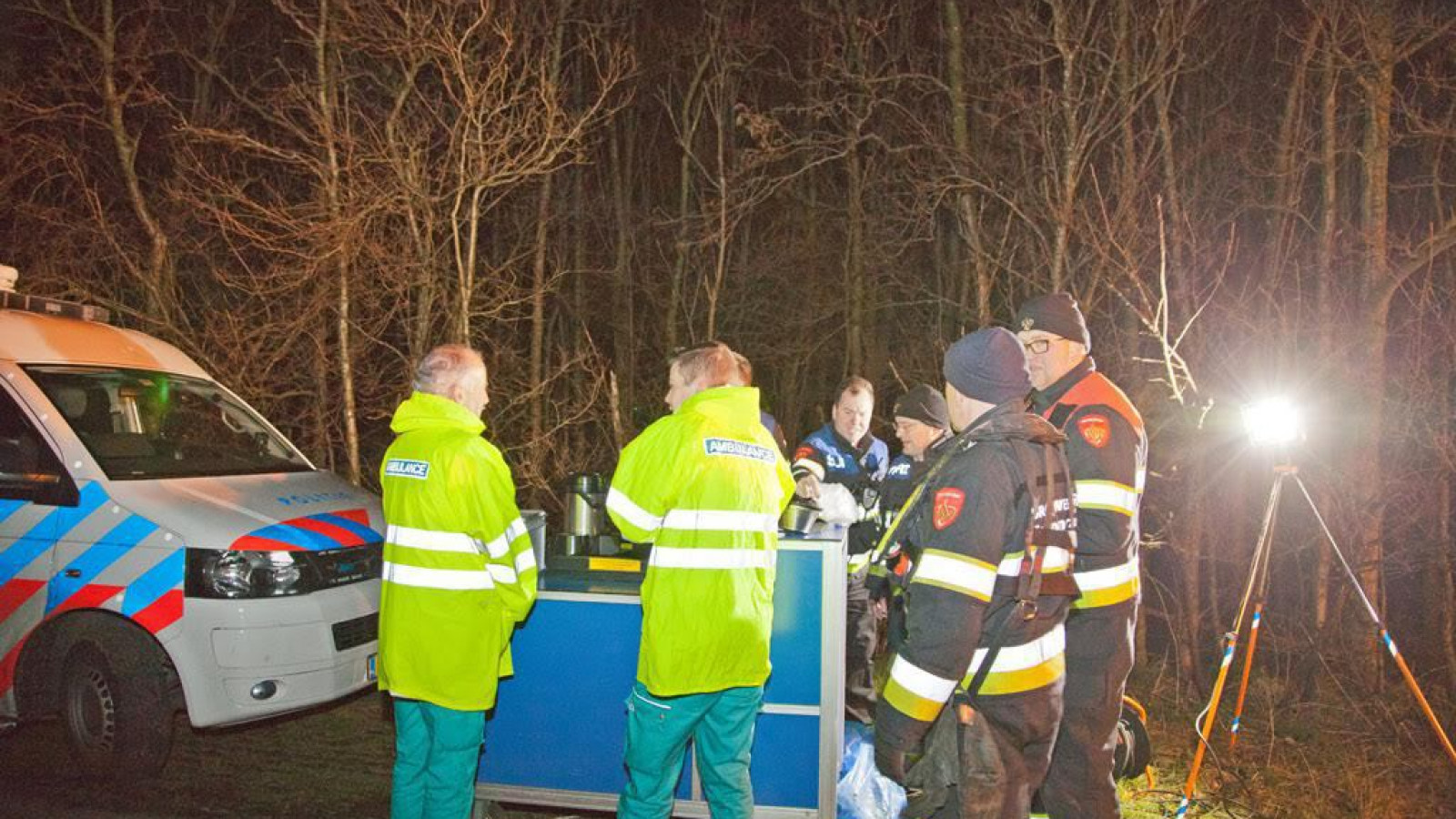 Brandweer zet duikers in voor vermiste man Velsen-Zuid - NH Nieuws Brandweer zet duikers in voor vermiste man Velsen-Zuid - NH Nieuws