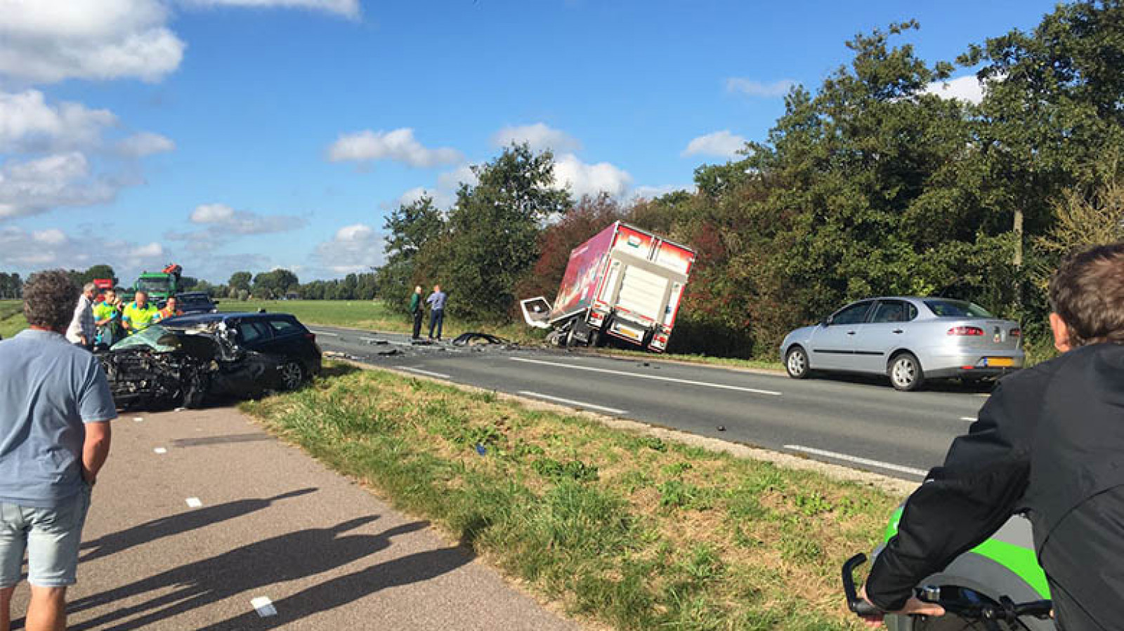 Dodelijk ongeluk in Hoogwoud: auto botst frontaal met vrachtwagen - NH ... Dodelijk ongeluk in Hoogwoud: auto botst frontaal met vrachtwagen - NH ...