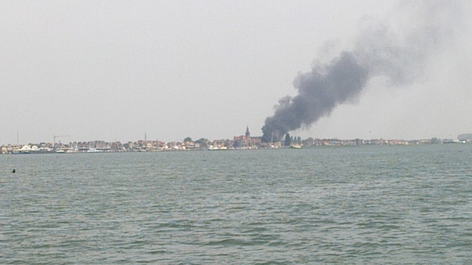 Zeer grote brand in Volendam - NH Nieuws