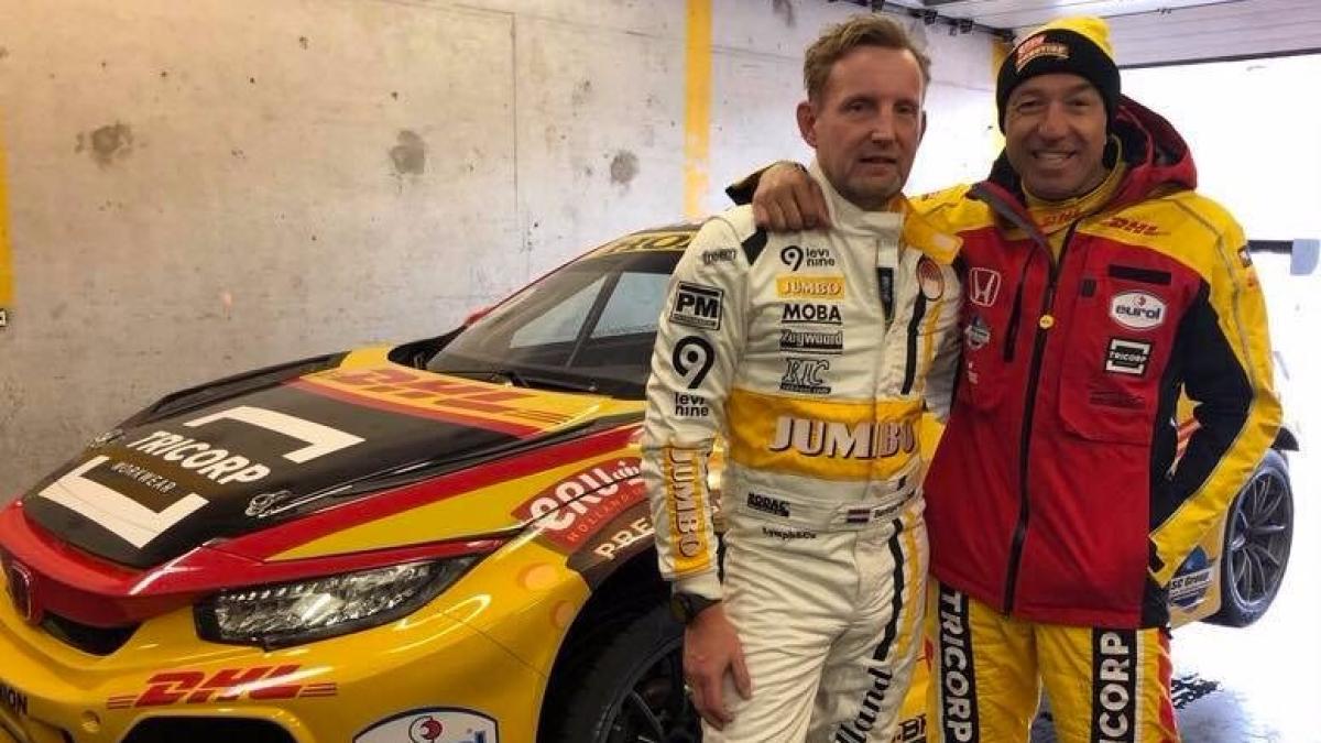 Tom Coronel tegen Prins Bernhard: "Held, je hebt je ballen in de ...