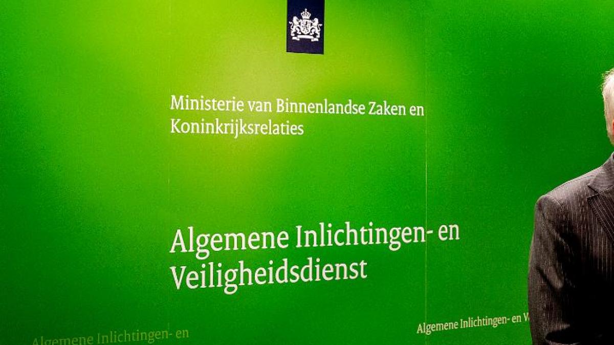 'AIVD bracht misdaadjournalist Bas van Hout door fouten in levensgevaar ... 'AIVD bracht misdaadjournalist Bas van Hout door fouten in levensgevaar ...