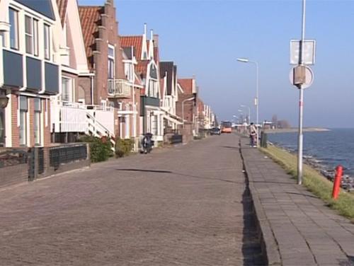 Dijk Volendam wordt deels autovrij - NH Nieuws