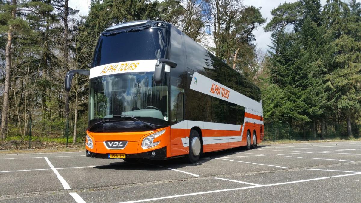 Verontwaardiging bij busbedrijf over regels: "Iedereen mag gaan, wij ...