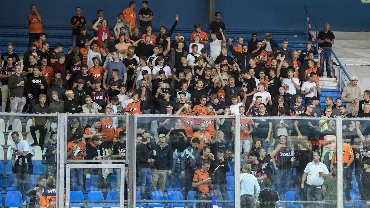 Balen voor FC Volendam-fans: slechts 96 supporters welkom tegen Jong AZ ...