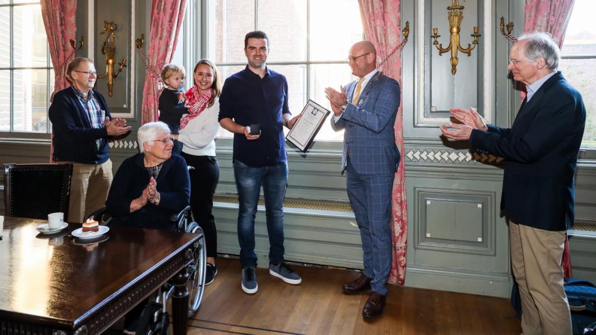 Gyury geëerd voor redden echtpaar uit water: "Anders hadden we het niet ...