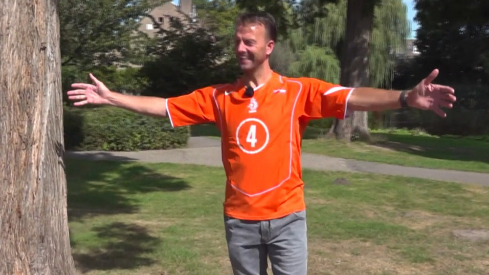 Raak de Vlag met Barry Opdam: "Wat een slechte trap is dit" - NH Nieuws