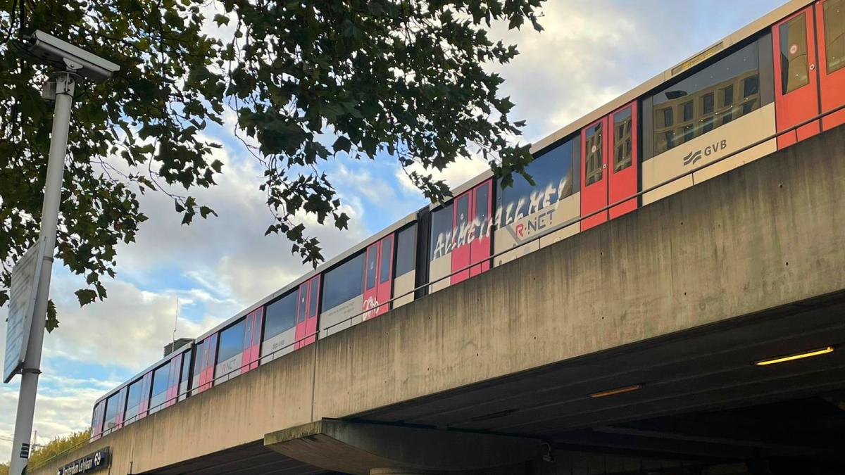 Ontspoorde metro zorgt voor hinder: 50 en 51 rijden niet verder dan ...