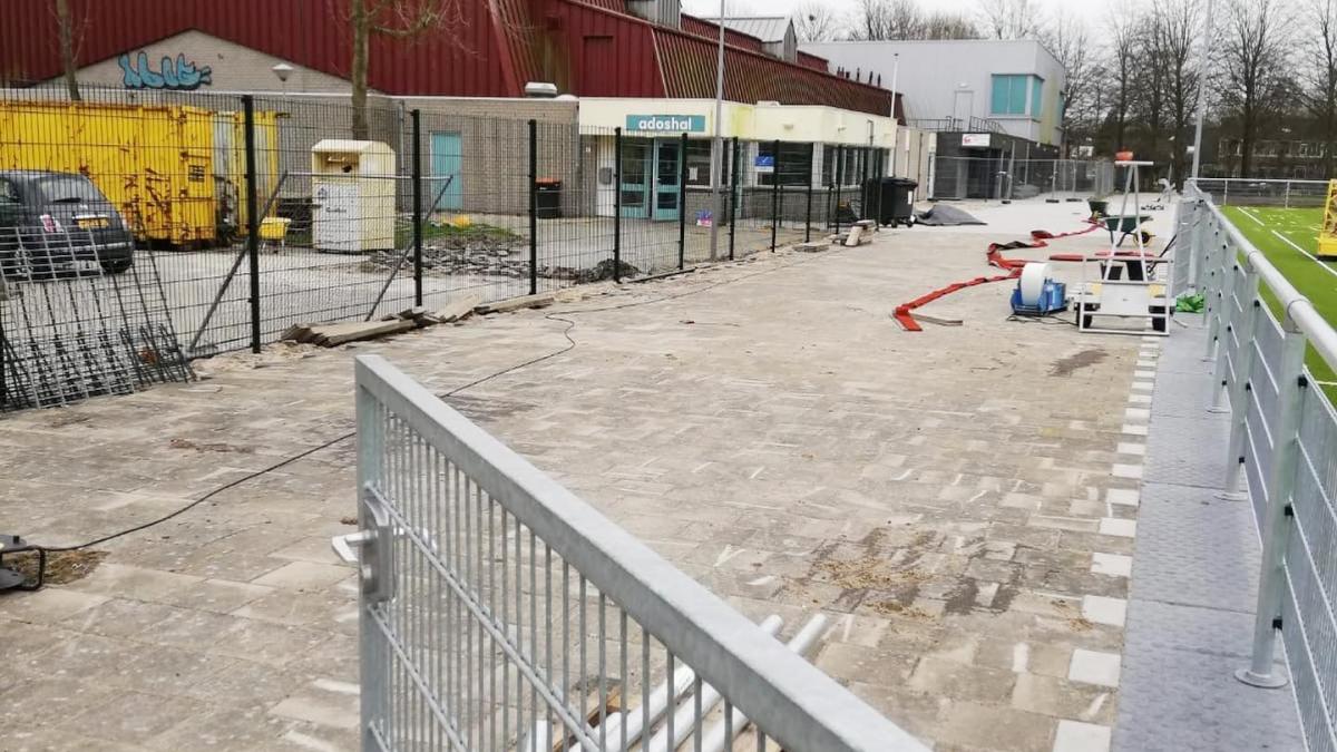 Niet douchen en vriezers uit: sportclubs in zwaar weer door stijgende ...