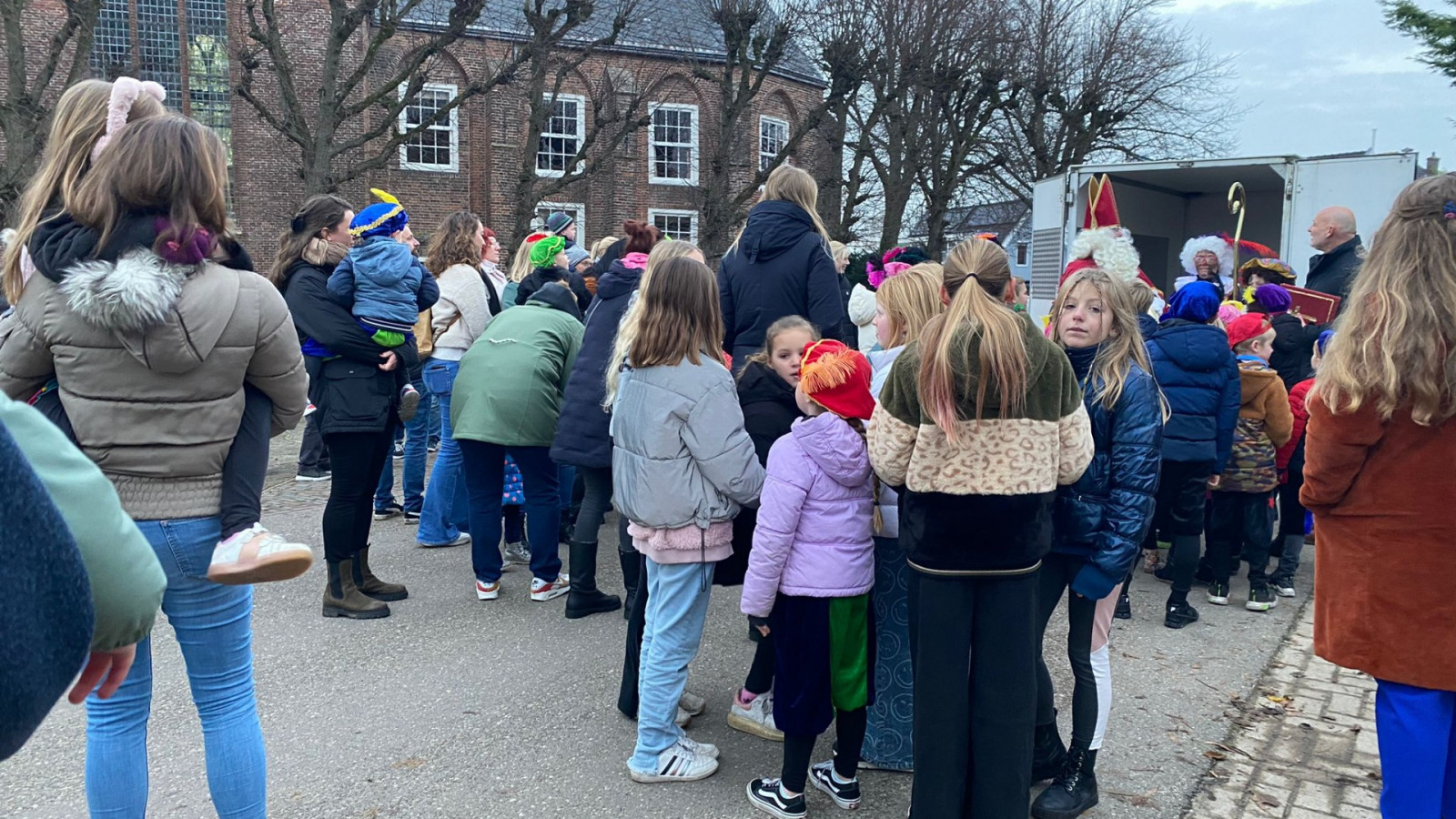 Feest in Beets, want er is een gloednieuwe dorpsschool - NH Nieuws