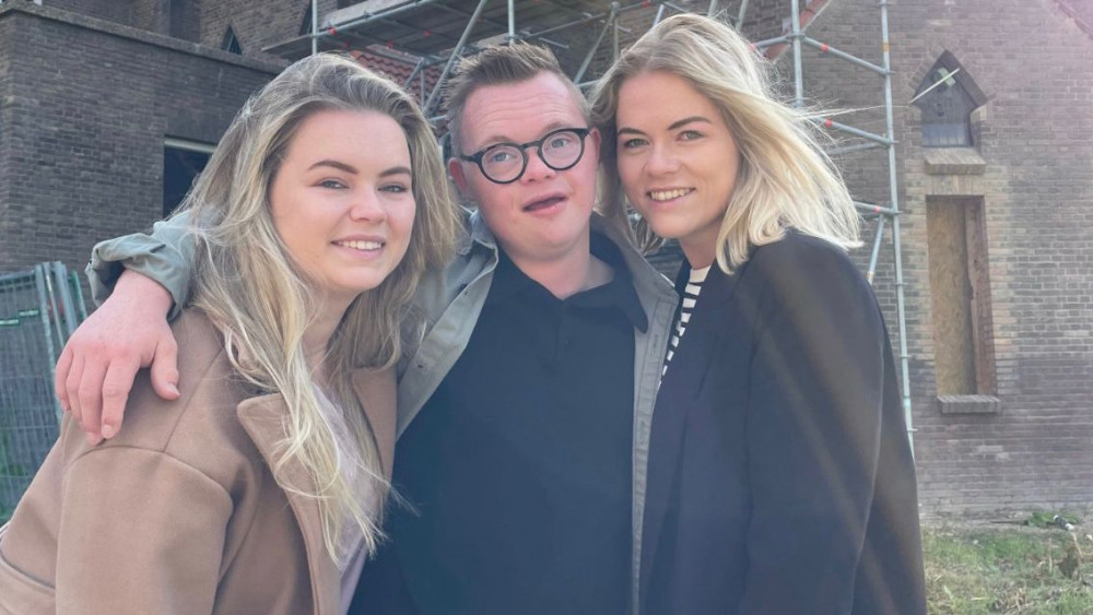 Daphne en Nina willen overleden broertje eren met start eigen Brownies ...