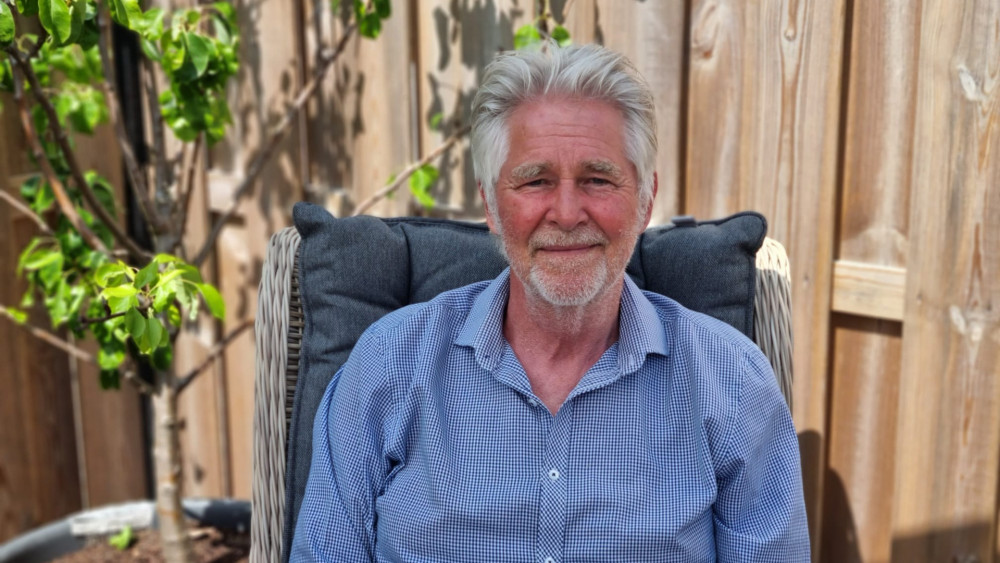 Peter uit Purmerend helpt zijn buren graag uit de brand: "Ik ben de ...