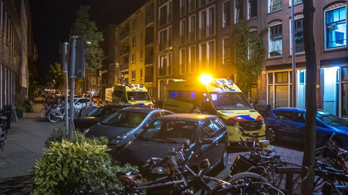 Man (61) neergestoken in woning in Oud-West, 26-jarige vrouw aangehouden - NH Nieuws