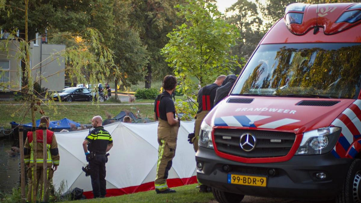 Lichaam aangetroffen in water Haarlem, omgeving afgezet - NH Nieuws