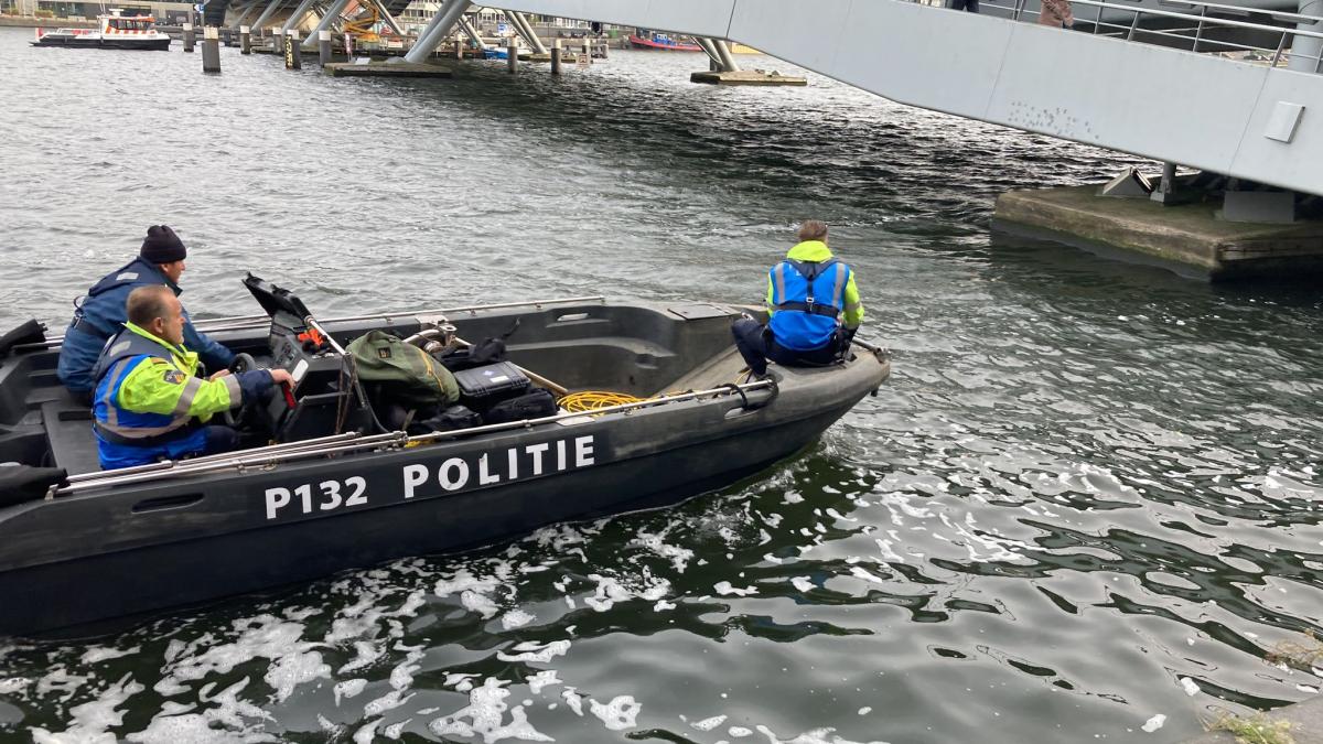 Politie zoekt nu ook in het water naar de vermiste Sam - NH Nieuws