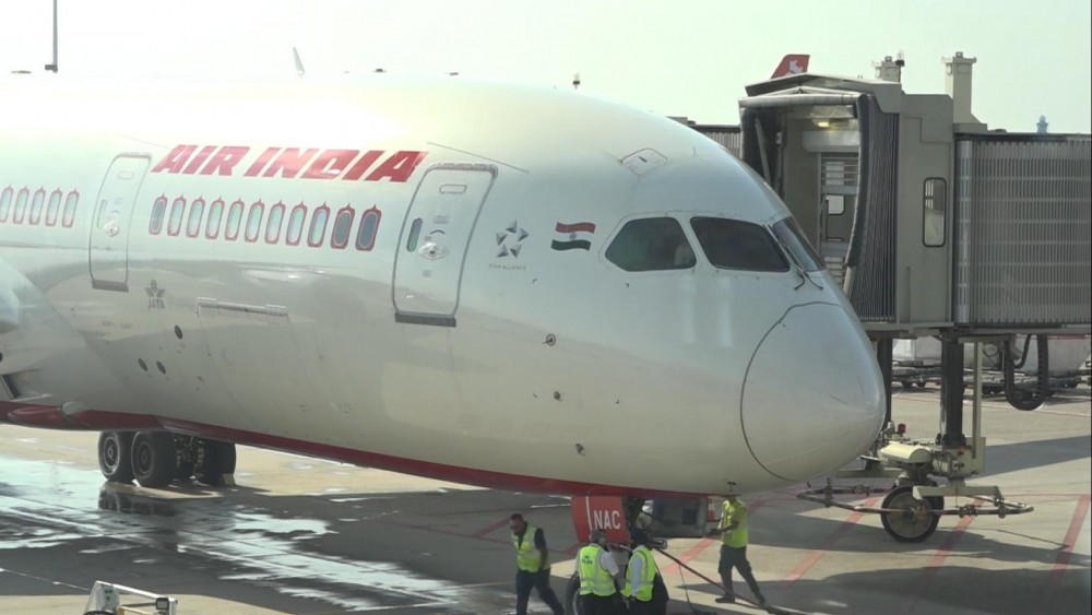 Met Air India naar Delhi vliegen? Vanaf december kan het weer vanaf ... Met Air India naar Delhi vliegen? Vanaf december kan het weer vanaf ...