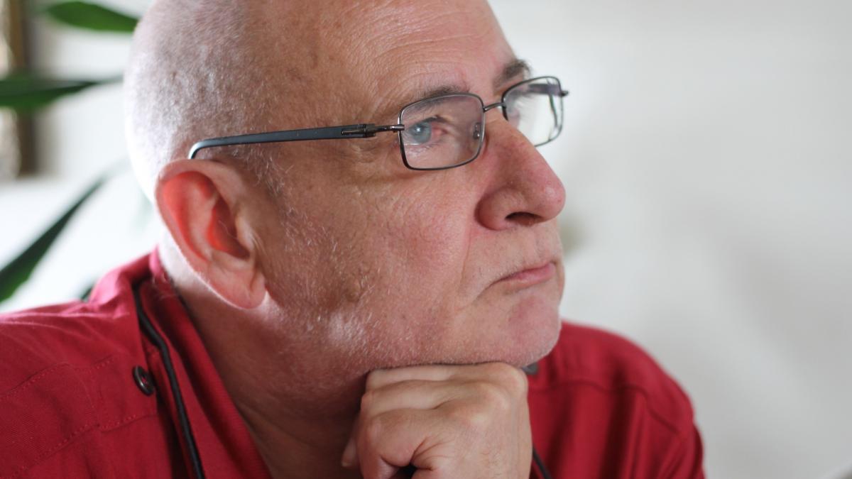 Chris (67) deelt zijn verhaal op Wereld COPD-dag: "Had ik het maar ...