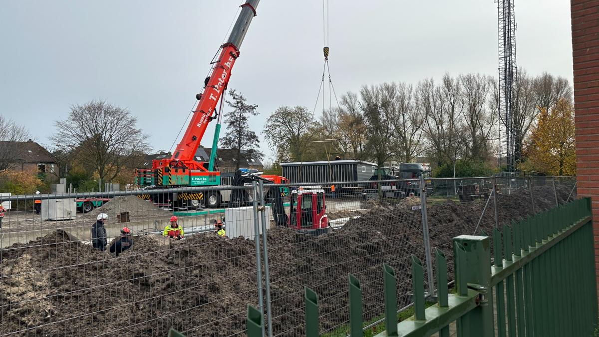 Oekraïense vluchtelingen verhuizen pas later naar veelbesproken locatie ...