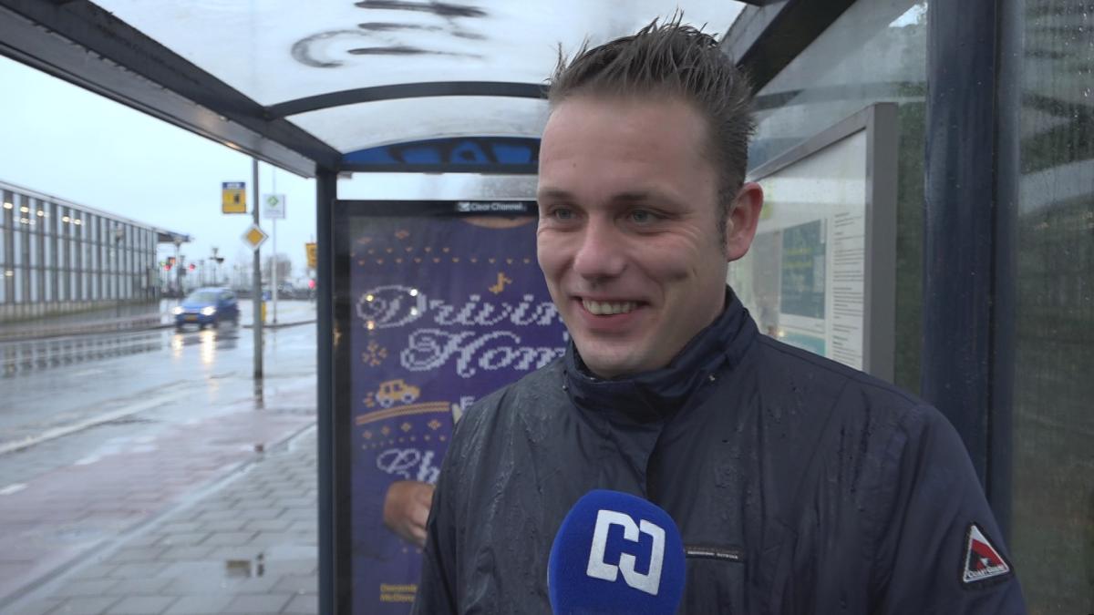 Nieuwe Zaanse buslijn is zo'n 'groot drama' dat Dustin z'n eigen ...