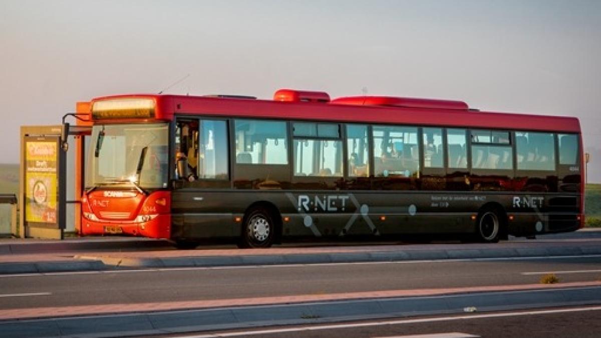 Busbedrijf EBS laat tot april definitief minder bussen rijden - NH Nieuws