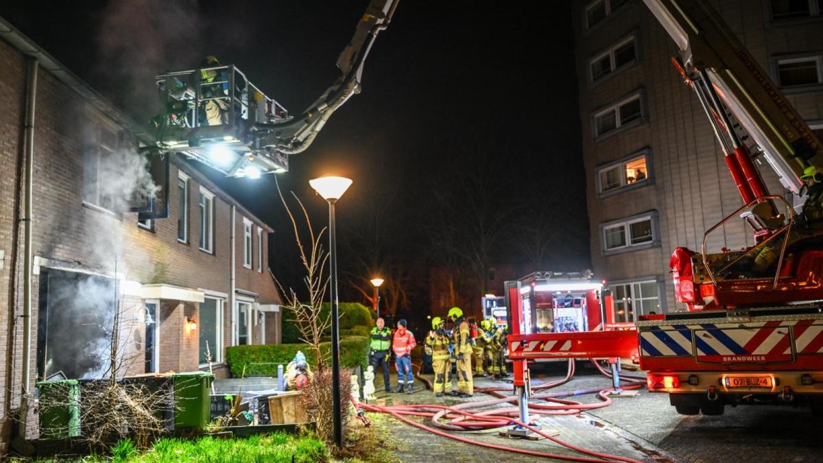 Brand woning Hoorn mogelijk aangestoken, vrouw (39) aangehouden - NH Nieuws
