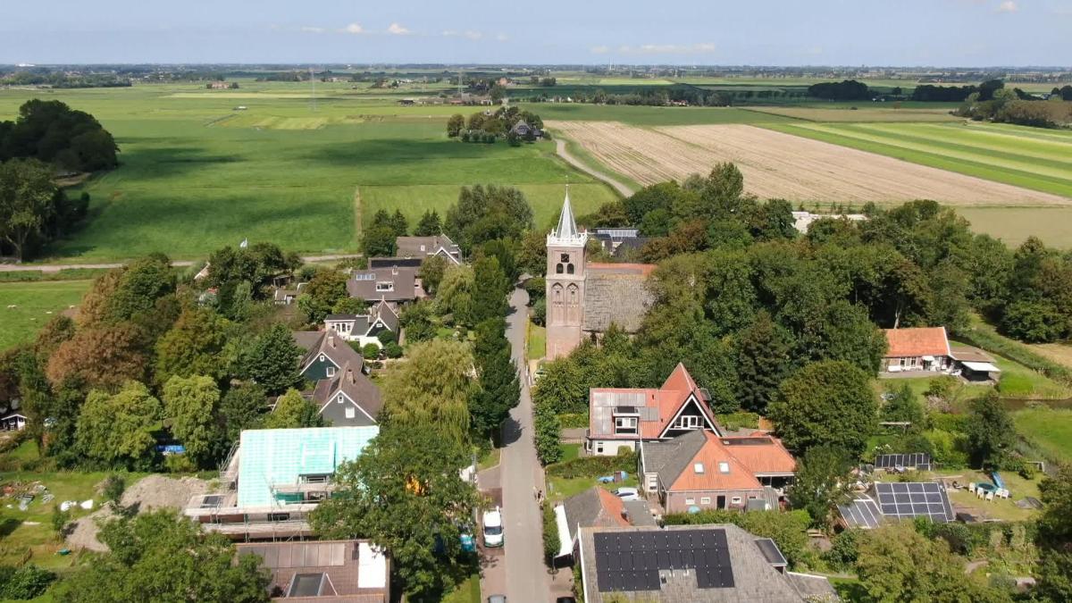 Wordt het piepkleine Haringhuizen opgeslokt door de stad Schagen? Inwoners vrezen ervoor - NH Nieuws