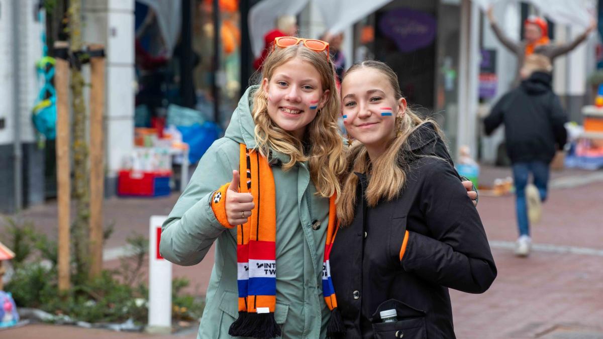 Zo vind je de pareltjes tussen alle rommel op de vrijmarkt - NH Nieuws