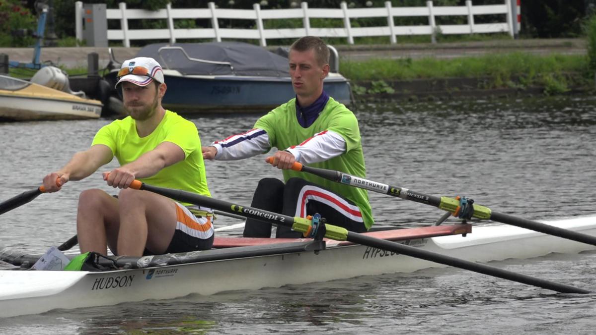 Honderd kilometer roeien langs de Ringvaart: kontpijn, blaren en ...