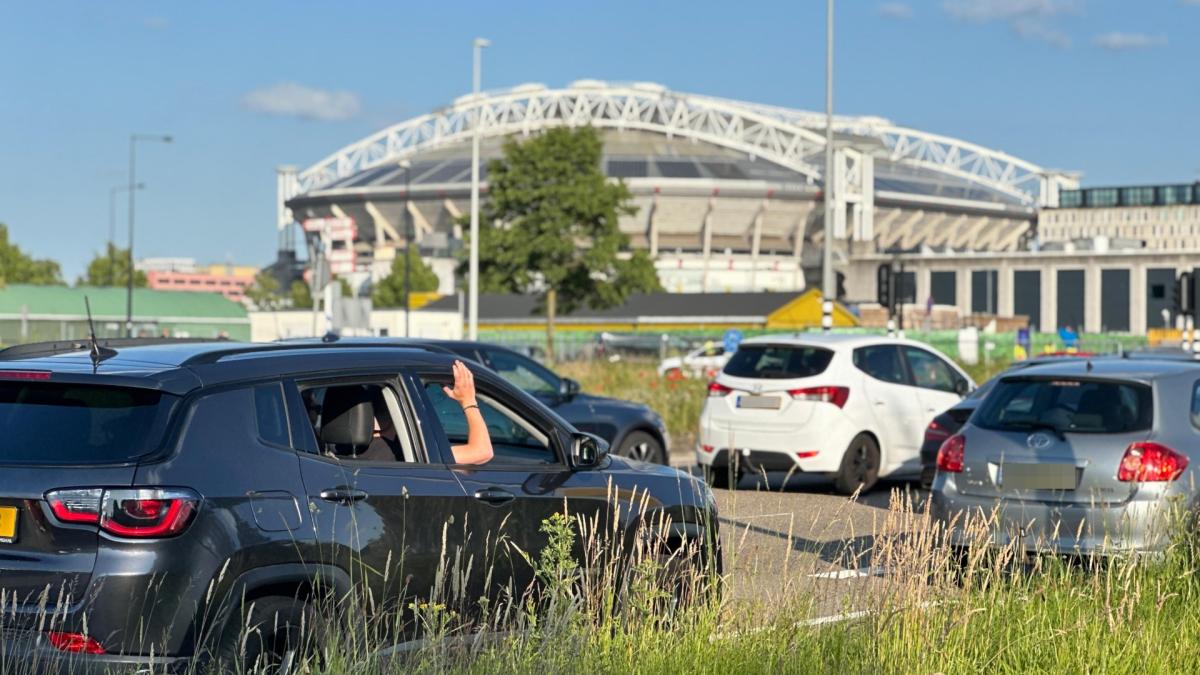 Drukte op wegen bij Arena verwacht door concerten en spoorproblemen - NH Nieuws