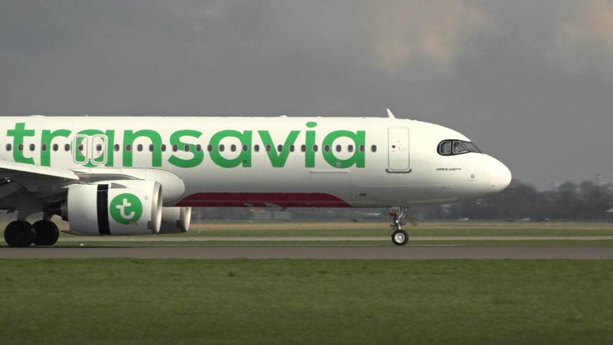 Transavia schrapt nog altijd vluchten: frustratie groeit bij reizigers ...