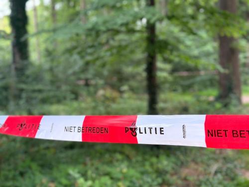 Politie zoekt dringend getuigen na vondst lichaam in park Scheybeeck - NH Nieuws