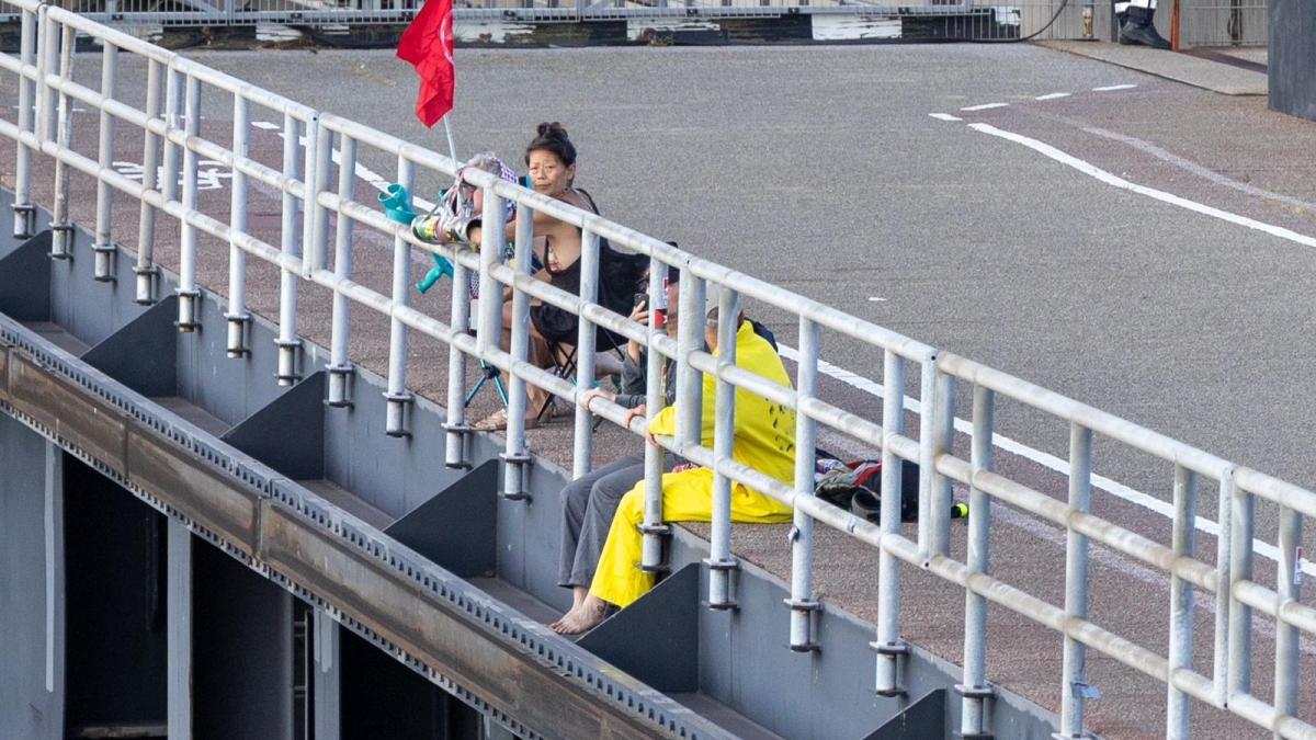 Disney-cruiseschip laat Amsterdam links liggen na blokkades Extinction Rebellion - NH Nieuws
