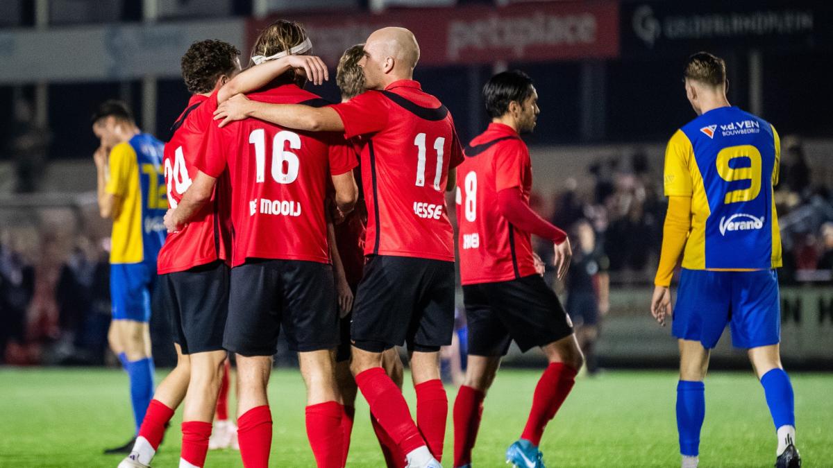 AFC heeft verlenging nodig tegen Blauw Geel '38 om volgende bekerronde ...