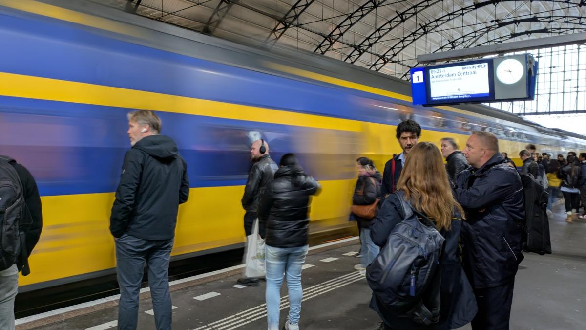 Tweede treinstaking in één week: wat merkt Noord-Holland?