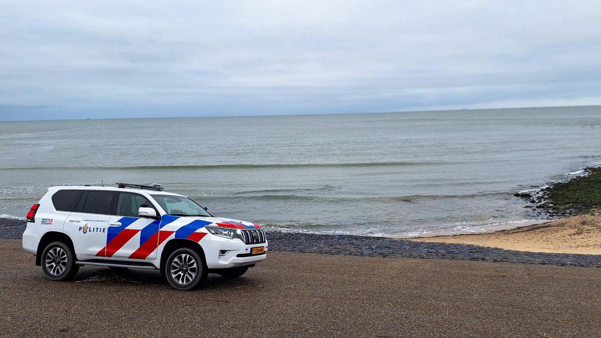 Tientallen kilo's aan cocaïne aangespoeld op Texel: "Je pulkt er wel ...