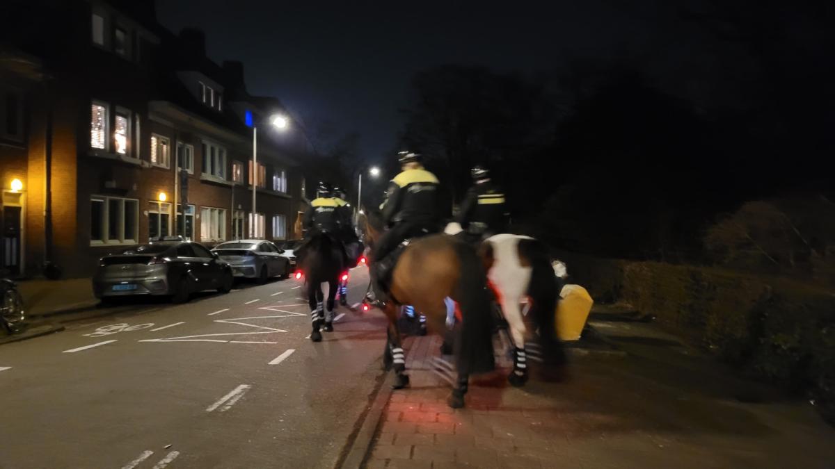 Veel politie op de been vanwege signalen dat voetbalfans 'met elkaar ...