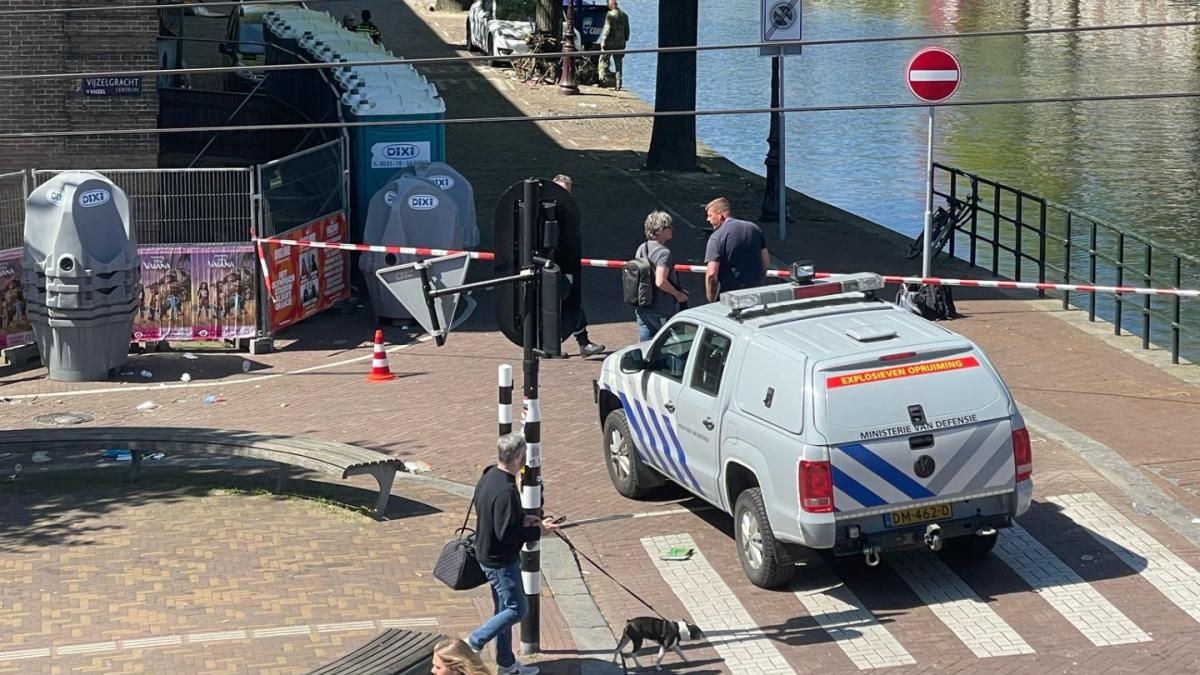 Explosief gevonden op Amsterdamse gracht: "Gedateerd exemplaar" - NH Nieuws