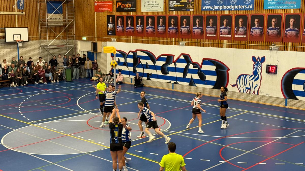 Samenvatting: korfballers KZ leggen ook Blauw-Wit over de knie - NH Nieuws