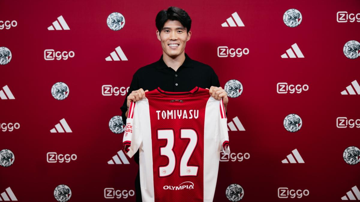 Ajax legt verdediger Tomiyasu vast: Japanner tekent contract voor half jaar