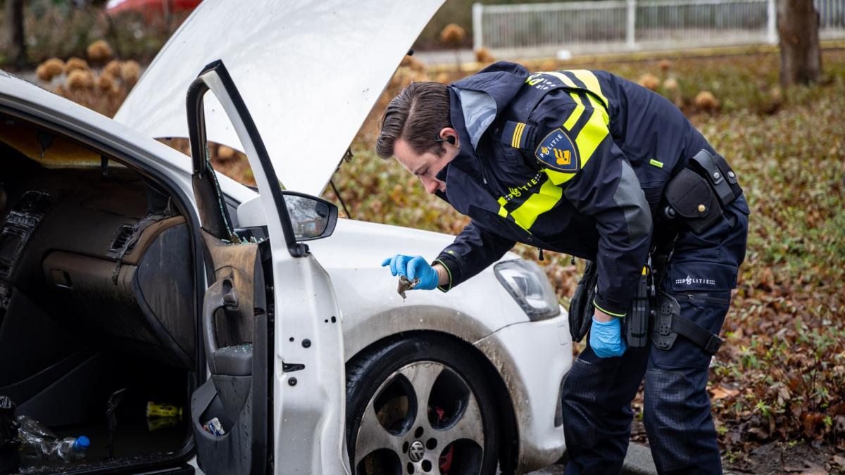A5 weer open na ongeval met vrachtwagen • Auto uitgebrand in Hoofddorp ...