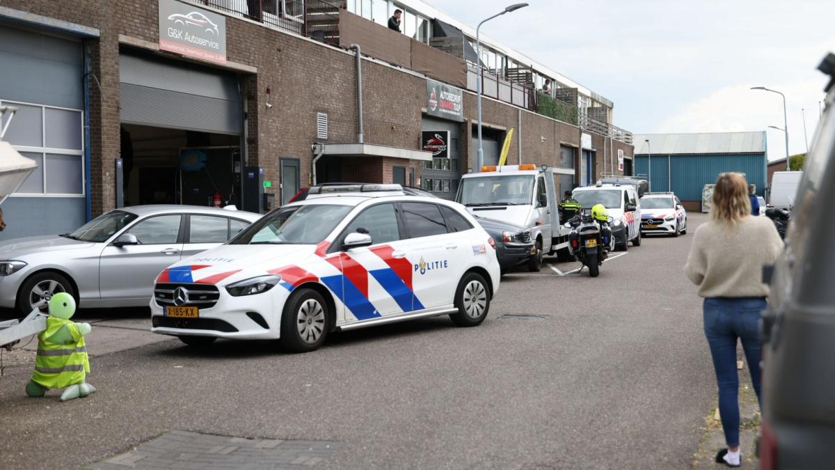Gewonde bij steekpartij Zwaanshoek, een persoon aangehouden