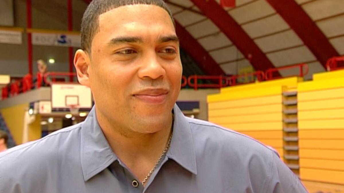 Afscheid van basketballegende Spinks - NH Nieuws